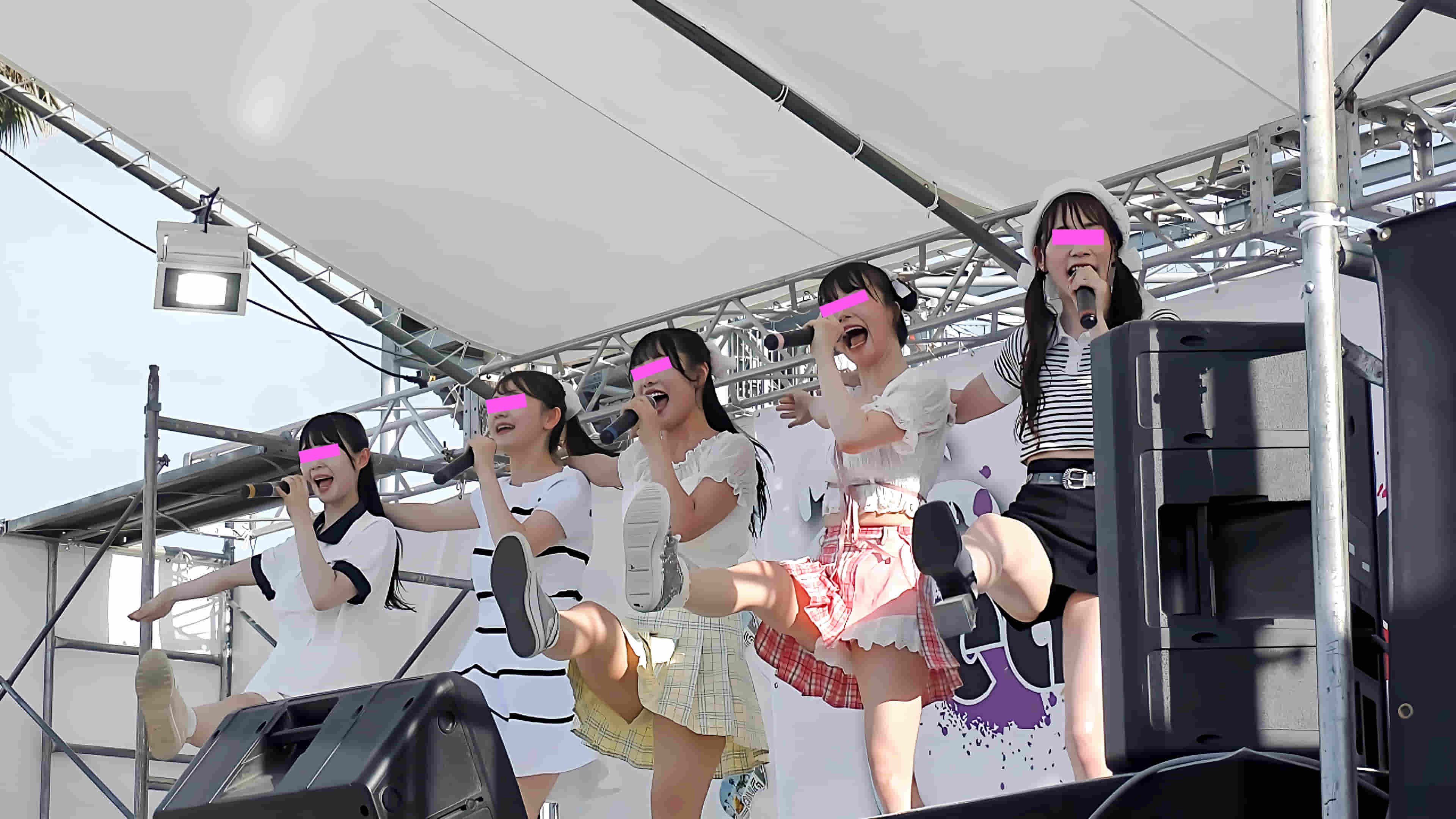 ビーチの歌姫たち＃014：【4K動画】ラインダンスは魅力的です！！ | アダルト動画販売マーケットのAdama(アダマ)