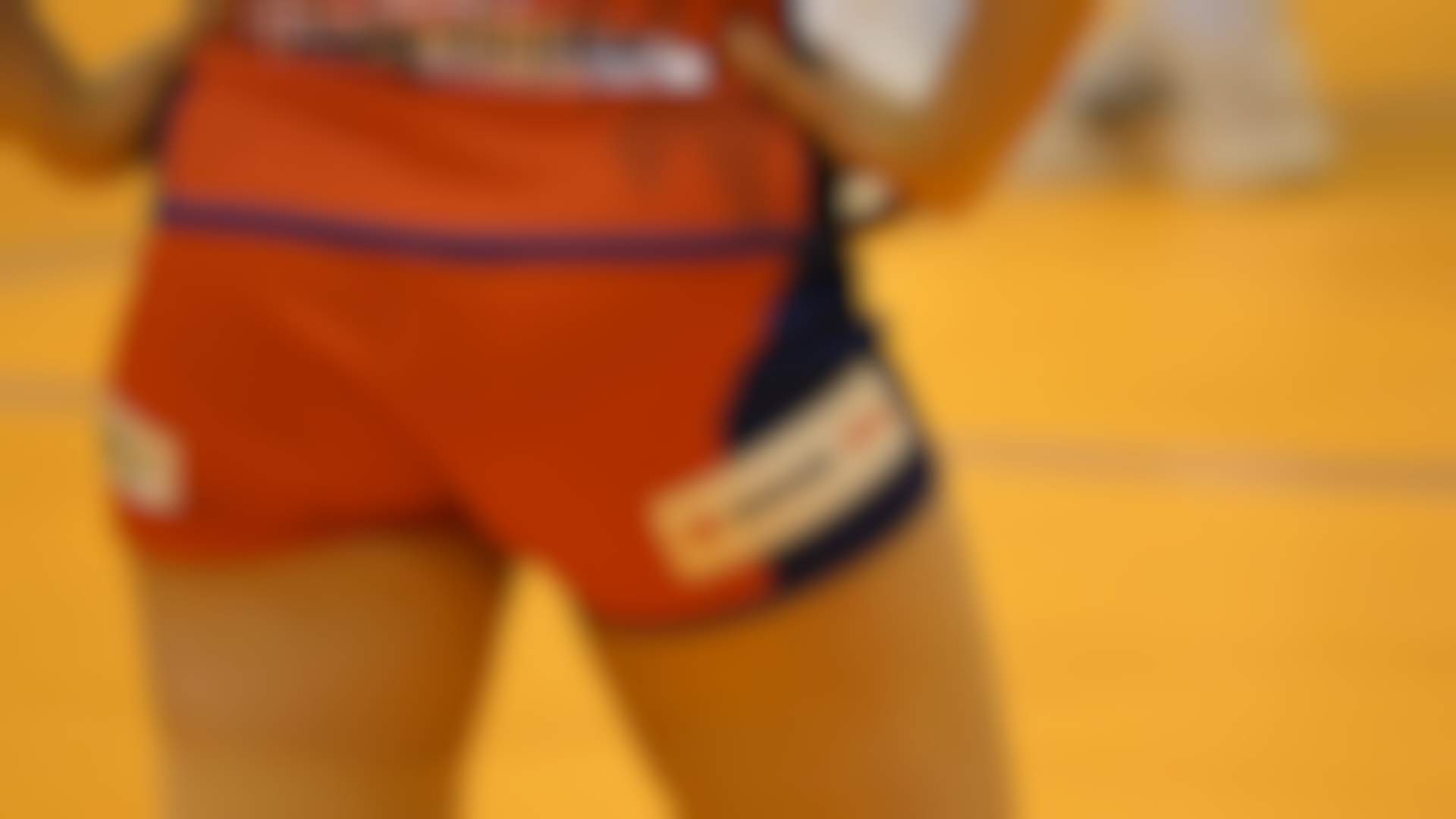 コートの女神たち＃053：【4K動画】 | アダルト動画販売マーケットのAdama(アダマ)