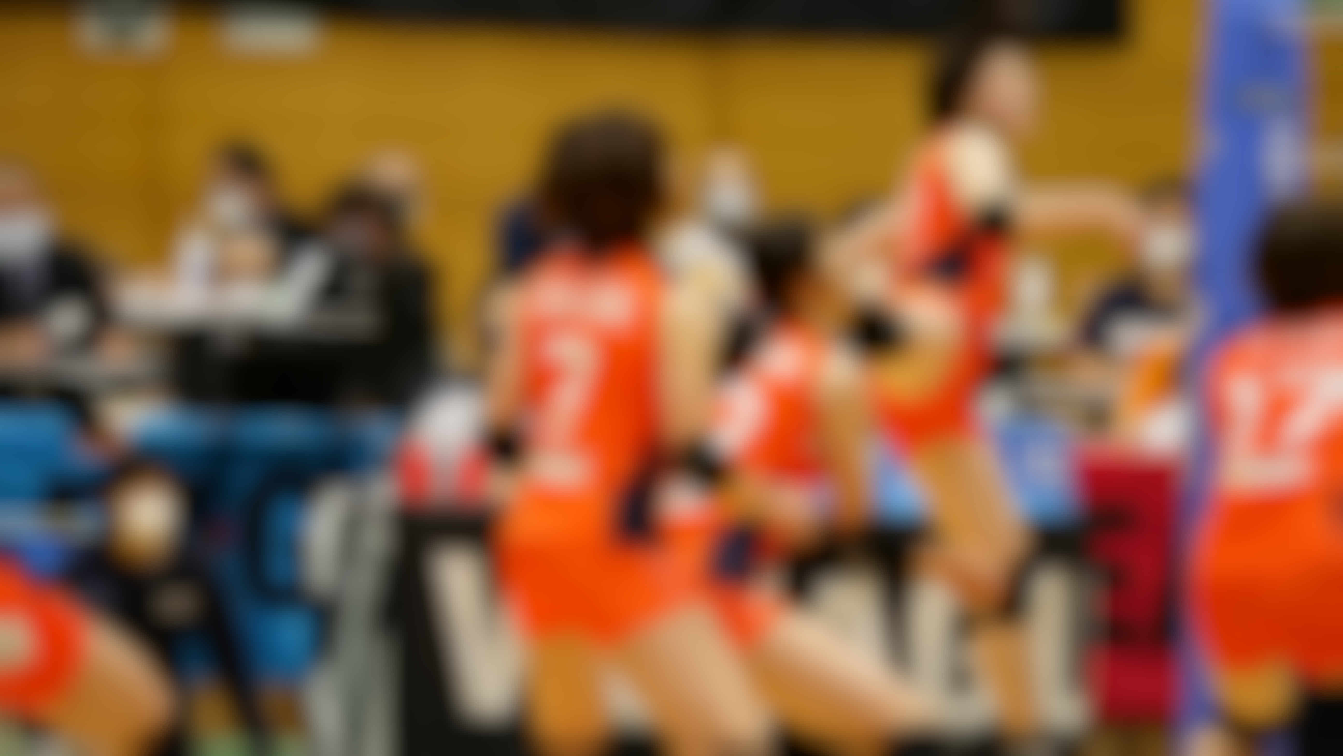 コートの女神たち＃087：【5K画像】 空中戦の一瞬に燃える視線 | アダルト動画販売マーケットのAdama(アダマ)